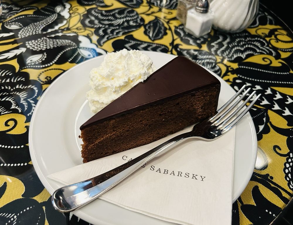 CAFE SABARSKY - Updated September 2024 - 938 Photos & 652 Reviews ...