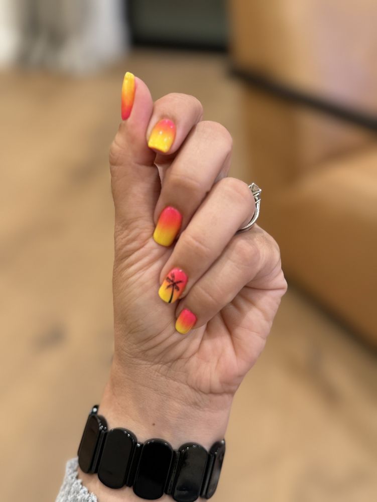 9192 NAILS - Updated October 2025 - 300 Photos & 96 Reviews - 744 ...