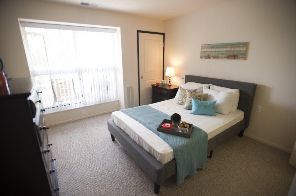 JEWISH SENIOR LIFE - Updated September 2025 - 18 Photos - 6710 W Maple ...