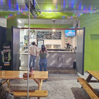 BEER LAB HI - Updated February 2025 - 105 Photos & 27 Reviews - 1318 S ...