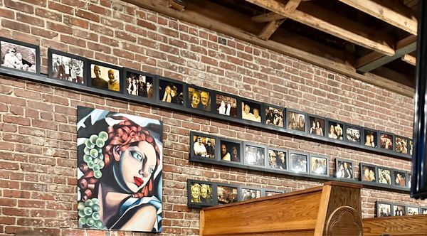FATHER TOM’S PUB - Updated June 2026 - 323 Photos & 350 Reviews - 32 N ...
