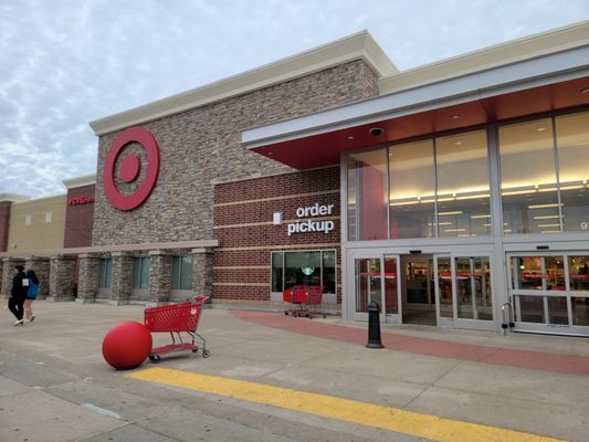 TARGET - Updated July 2025 - 19 Photos & 37 Reviews - 9777 76th St ...