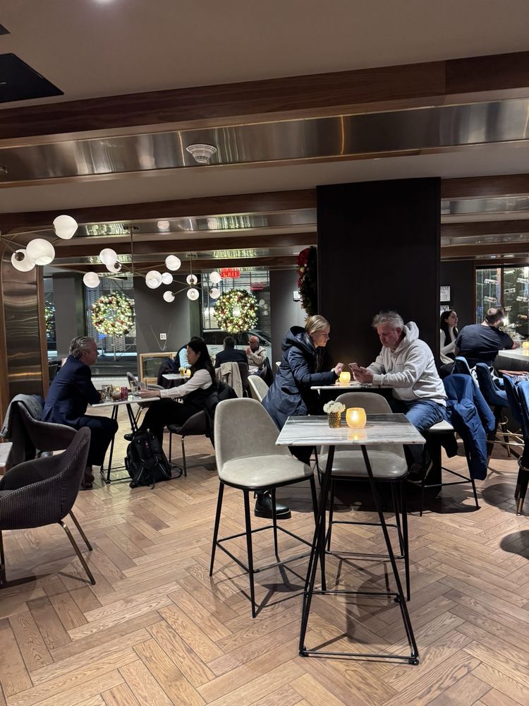 MAD BAR AND LOUNGE - Updated October 2025 - 22 E 38th St, New York, New ...