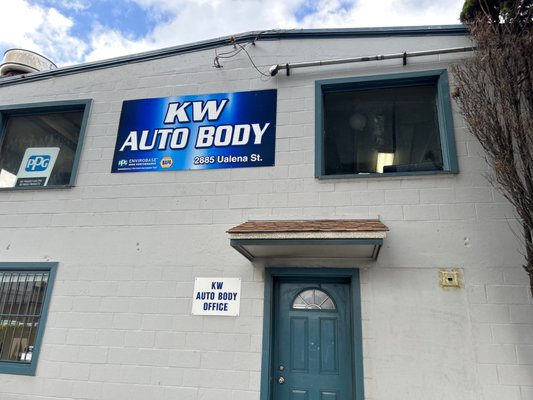 KW AUTO BODY - ALA MOANA - Updated December 2025 - 35 Photos & 73 ...