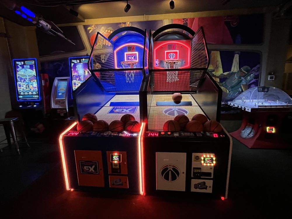 ROCKET BAR - Updated December 2025 - 202 Photos & 502 Reviews - 714 7th ...