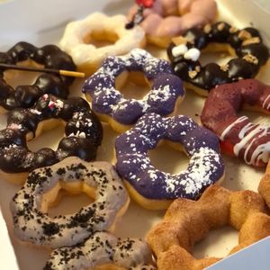 MR T’S DONUT - Updated July 2024 - 503 Photos & 1605 Reviews - 3507 ...