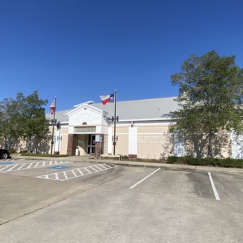 BOB LUTTS SIMONTON/FULSHEAR LIBRARY - Updated October 2025 - 40 Photos ...