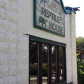 PHILLIPS PARK ZOO - Updated April 2025 - 233 Photos & 103 Reviews ...