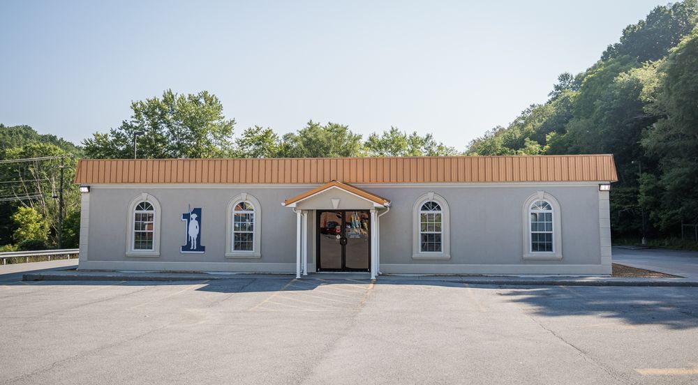 FIRST SENTINEL BANK - Updated 05/2025 - 801 S College Ave, Bluefield ...