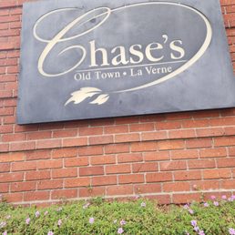 CHASE’S RESTAURANT *OLD TOWN LA VERNE* - Updated December 2025 - 1042 ...