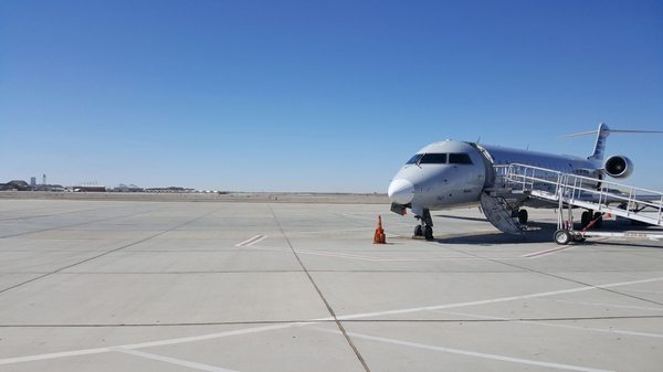 Yuma International Airport - YUM - 51 Photos & 28 Reviews - Airports ...