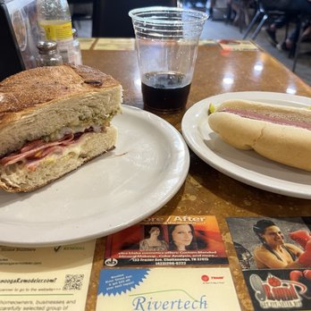 RIVER STREET DELI - Updated October 2024 - 120 Photos & 214 Reviews ...