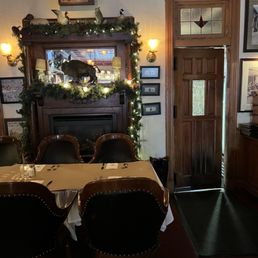 TWEEDS RESTAURANT & BUFFALO BAR - Updated December 2025 - 368 Photos ...