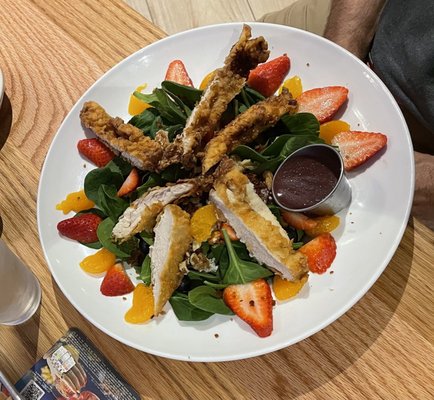 BLUE GIRAFFE RESTAURANT - Updated March 2025 - 231 Photos & 407 Reviews ...