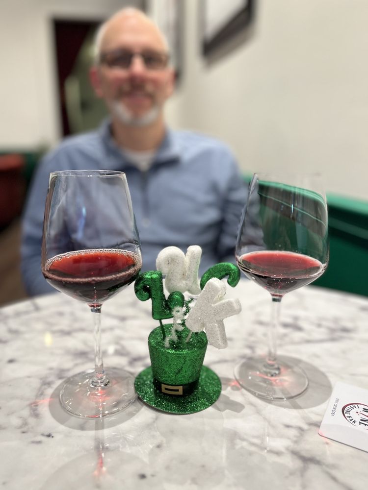 WYNE TASTING BAR - Updated November 2024 - 46 Photos & 21 Reviews ...