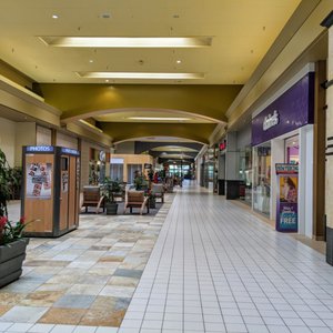 KEIZER STATION - 24 Photos - NE Corner I-5 And Chemawa Rd, Keizer, OR ...