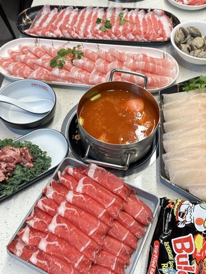 HOT N ROLL HOT POT - Updated October 2025 - 401 Photos & 216 Reviews ...