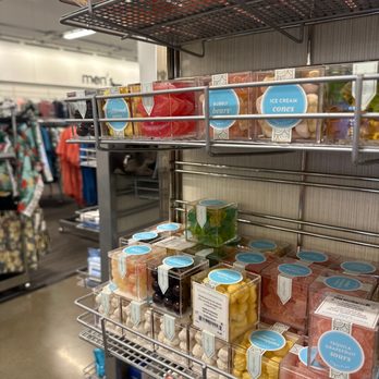 NORDSTROM RACK - Updated December 2025 - 266 Photos & 131 Reviews ...