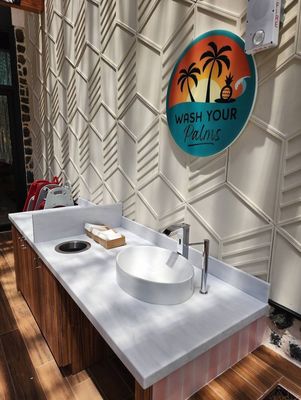 HELLO HILO - 84 Photos & 71 Reviews - 1881 Jesse Jewell Pkwy NE ...