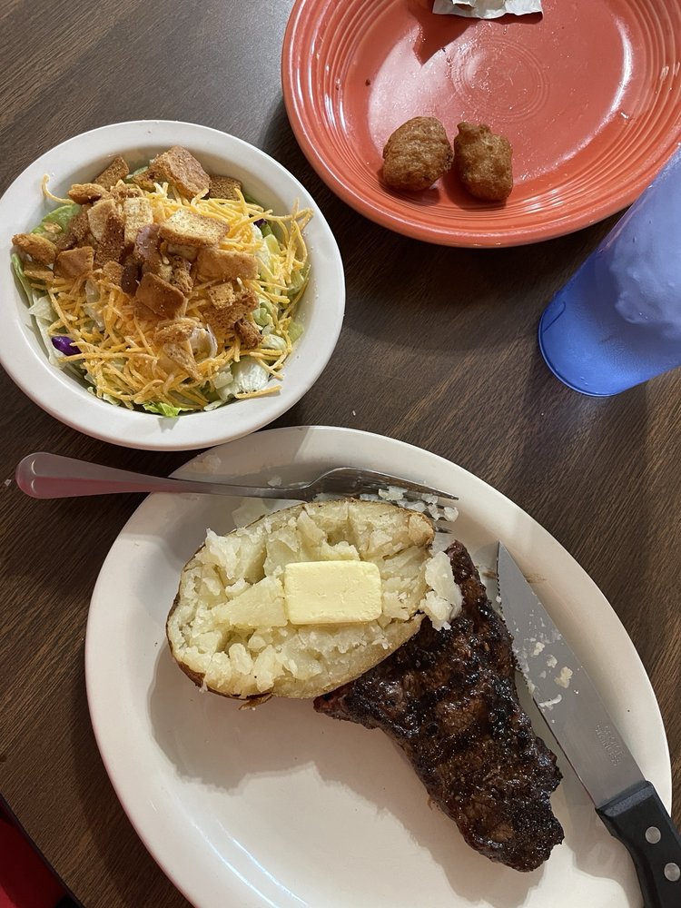 HACKS STEAK SHACK - Updated December 2025 - 10 Photos - 210 W 1st St ...