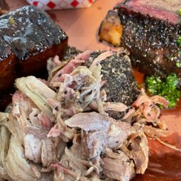 INTERSTELLAR BBQ - Updated July 2025 - 1568 Photos & 736 Reviews ...