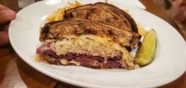 THE HOWLING ROOSTER - Updated January 2026 - 497 Photos & 386 Reviews ...