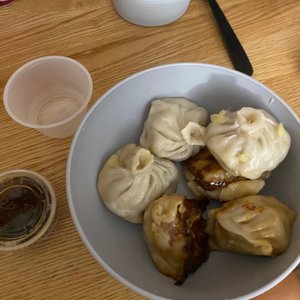 DUMPLING MAN - 456 Photos & 896 Reviews - 100 Saint Marks Pl, New York ...