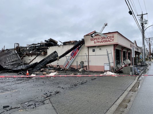 SUPER GROCER - Updated January 2026 - 20 Photos & 55 Reviews - 3651 ...