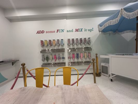 THE LUXE LEMON AND SLIME BAR - Updated December 2025 - 37 Photos - 187 ...