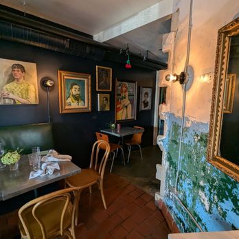 HUMMINGBIRD - Updated September 2025 - 418 Photos & 221 Reviews - 1053 ...