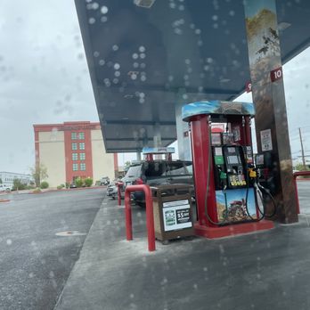 MAVERIK ADVENTURE’S FIRST STOP - Updated March 2025 - 31 Photos & 23 ...