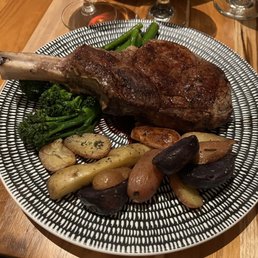 LUNA BYOB - Updated December 2025 - 116 Photos & 43 Reviews - 227 S ...