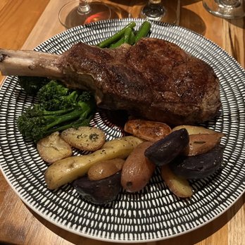 LUNA BYOB - Updated November 2024 - 93 Photos & 36 Reviews - 227 S 20th ...