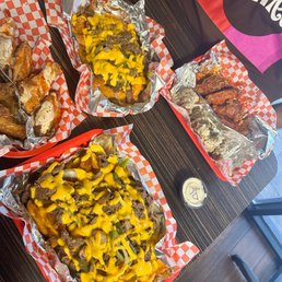 WAYNE’S WINGS - Updated April 2026 - 808 Photos & 1151 Reviews - 4453 ...