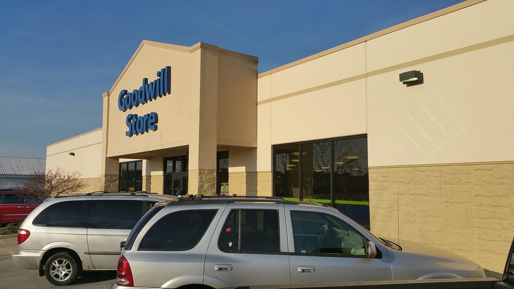 GOODWILL STORE - Updated September 2025 - 35 Photos - 570 Saraina Rd ...