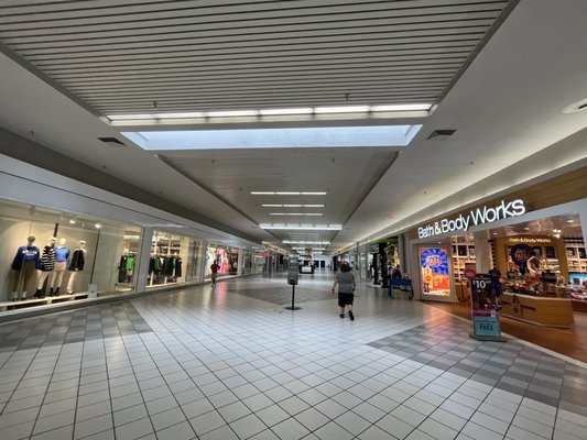 DAYTON MALL - Updated December 2024 - 154 Photos & 58 Reviews - 2700 ...