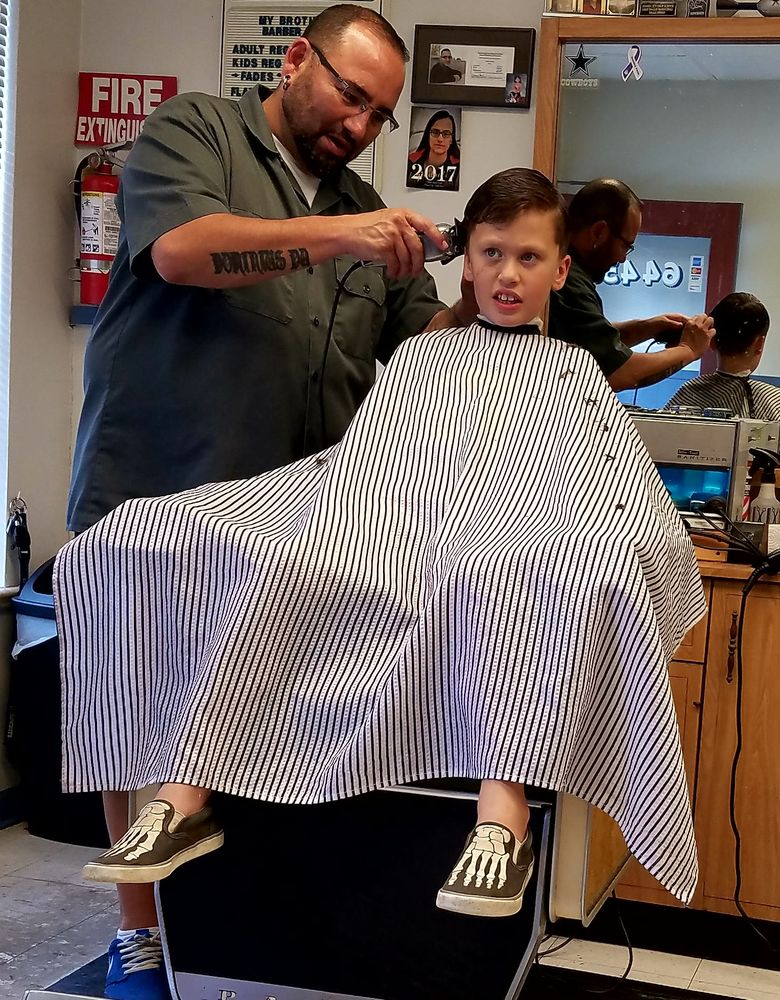 REAL BARBERS - Updated September 2025 - 21 Reviews - 5192 S Lowell Blvd ...