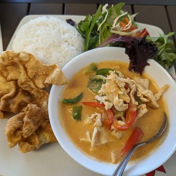 KIN-D THAI KITCHEN - Updated June 2024 - 105 Photos & 48 Reviews - 2110 ...