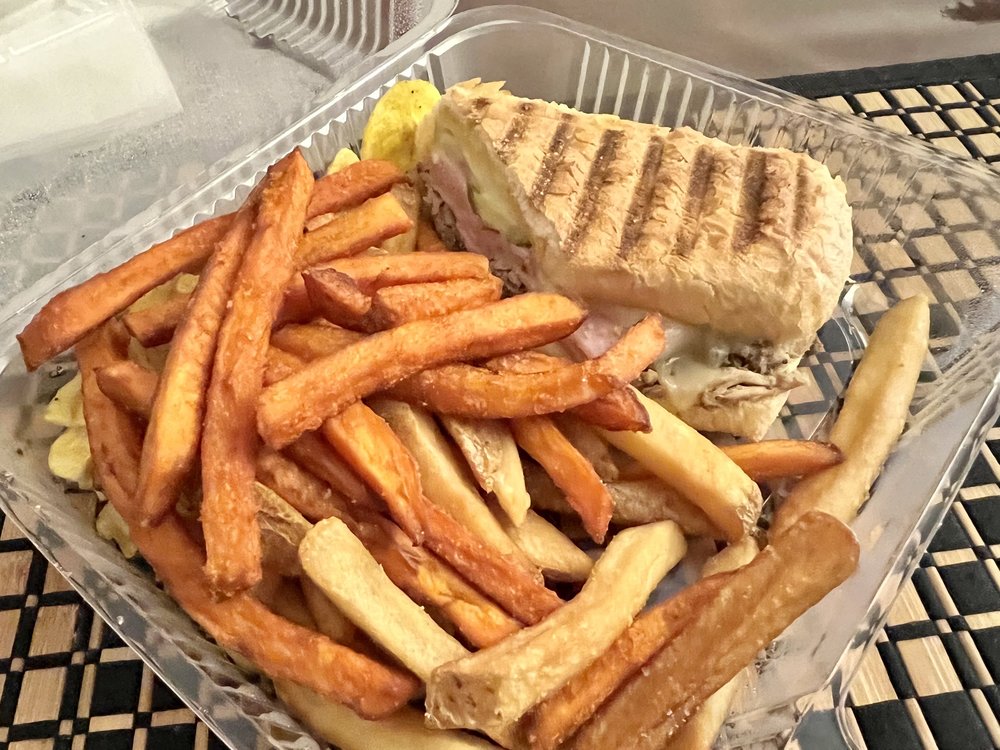 PALAVANA CUBANO - Updated December 2025 - 56 Photos & 33 Reviews - 906 ...