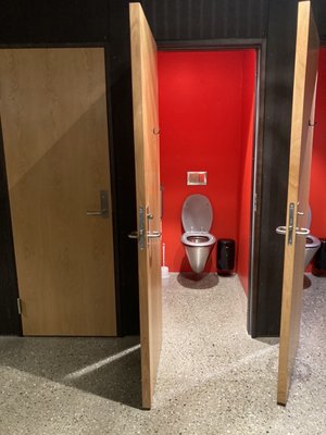 SENTRALEN - Updated October 2025 - 85 Photos & 31 Reviews - Øvre ...