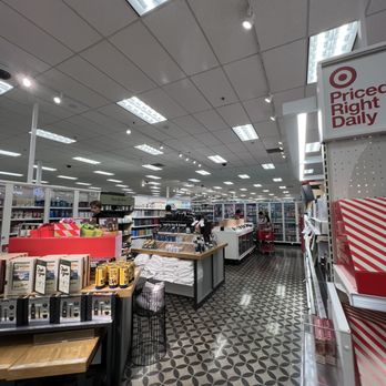 TARGET - Updated November 2025 - 114 Photos & 136 Reviews - 9000 SE ...