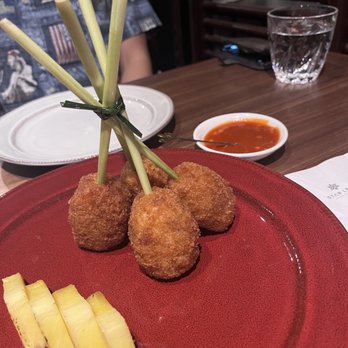 STAR LEAF - Updated April 2025 - 2620 Photos & 619 Reviews - 641 E ...