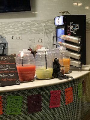 MANGO CRAZY - Updated October 2024 - 66 Photos & 40 Reviews - 2001 ...