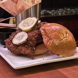 REDSTONE AMERICAN GRILL - Updated July 2025 - 311 Photos & 462 Reviews ...