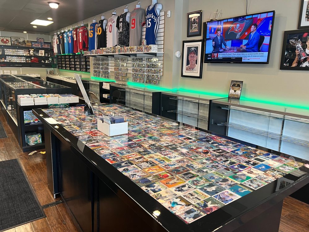 LOUISVILLE SPORTS CARDS - Updated December 2025 - 10 Photos - 11519 ...