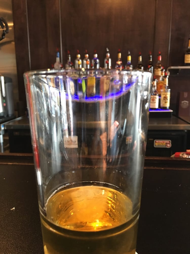 BAR 101 - CLOSED - 10 Photos - Burgers - 31222 Ecorse Rd, Romulus, MI ...