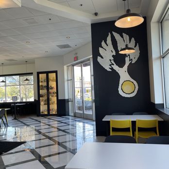 THE FLYING YOLK - VALENCIA - Updated June 2024 - 195 Photos & 173 ...