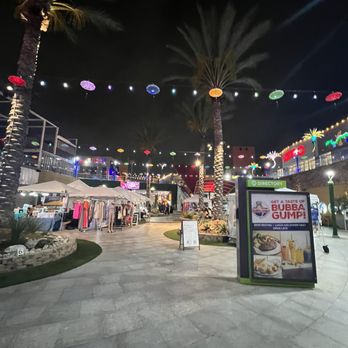 ANAHEIM GARDENWALK - Updated September 2024 - 1391 Photos & 521 Reviews ...