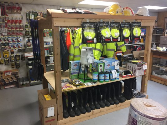 ARROW LUMBER & HARDWARE - Updated December 2025 - 105 Peters Creek Rd ...