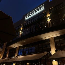 LUXBAR - Updated January 2026 - 1055 Photos & 1278 Reviews - 18 East ...